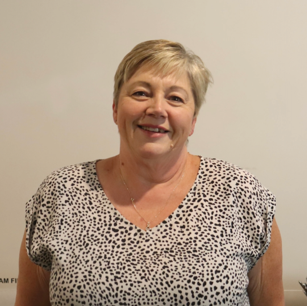 AFL Victoria recognise our Local Legend Liz Mace – SMFNC